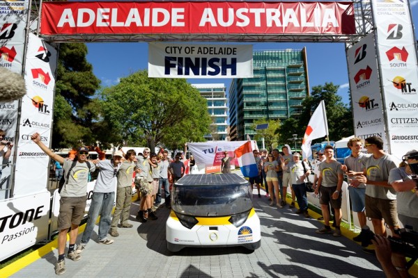 Bridgestone World Solar Challenge shines from Darwin to Adelaide