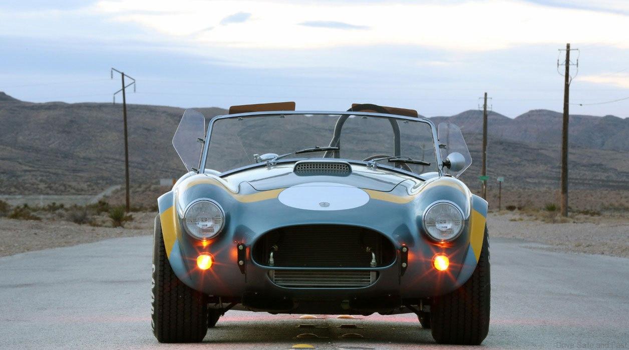 Shelby Celebrates 50th Birthday With A 289 FIA Cobra – Drive Safe and Fast