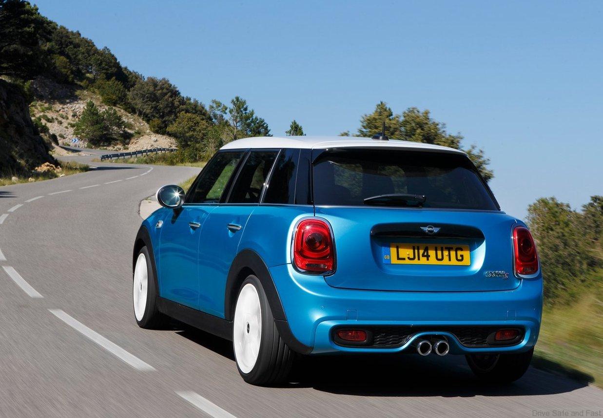 The MINI 5-door, for the first time in its history – Drive Safe and Fast