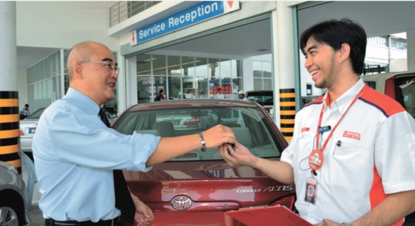 TOYOTA RANKED HIGHEST IN CUSTOMER SERVICE & SALES SATISFACTION IN 2014