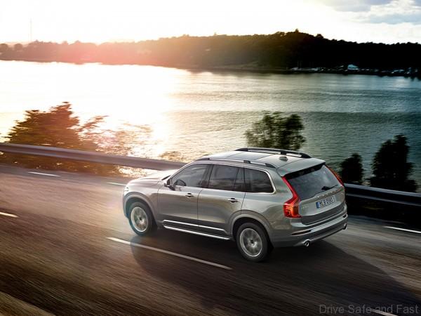 Volvo Cars Reveals 450 Horsepower High Performance Drive-E Powertrain ...