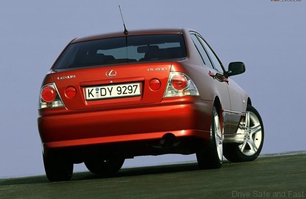 Lexus IS 200 ‘Altezza’ Used Car Review
