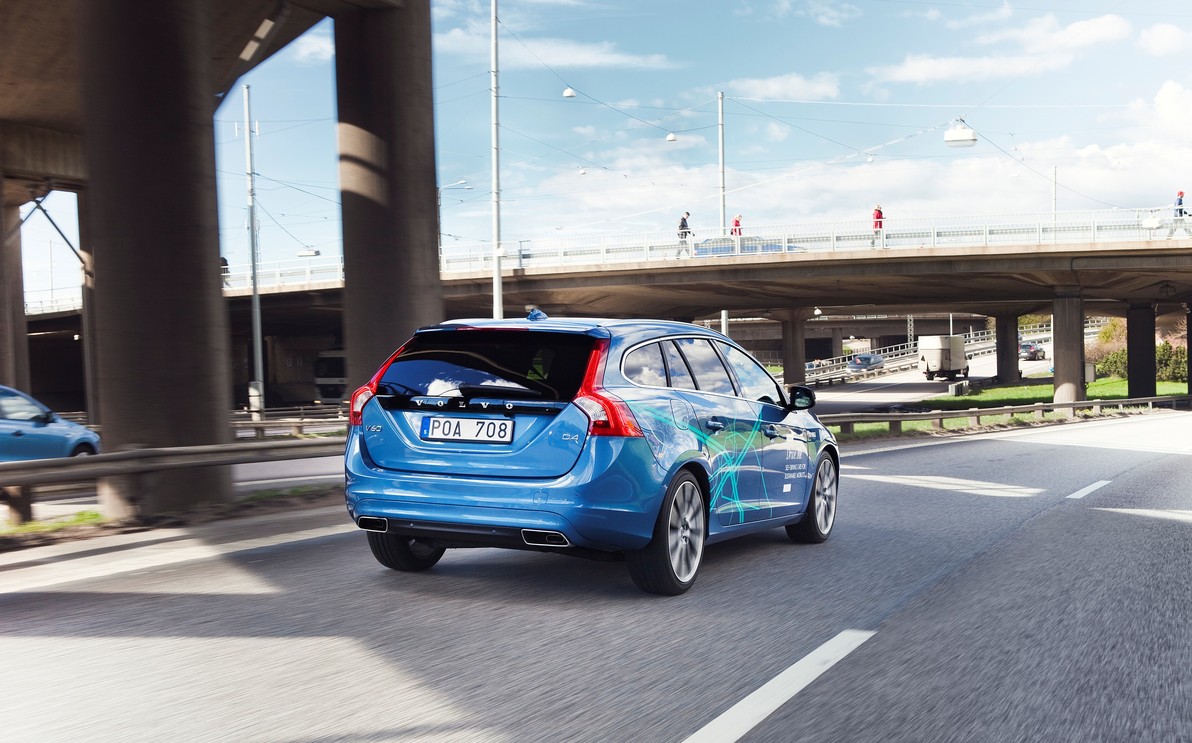 Volvo’s self-driving Autopilot cars test on public roads around ...