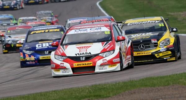 Honda Wins BTCC Race 2 Ahead Of BMW & VW