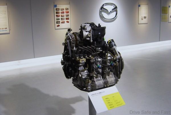 How an RX-7 13B Rotary Wankel Engine Works