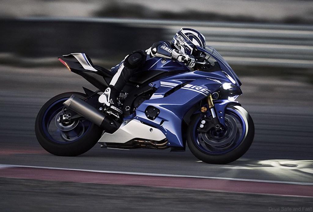 This Is The 2017 Yamaha YZF-R6 – Drive Safe and Fast
