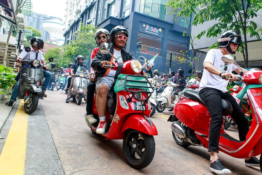 Largest Vespa Gathering Held Over the Weekend, 3 New Models Launched ...