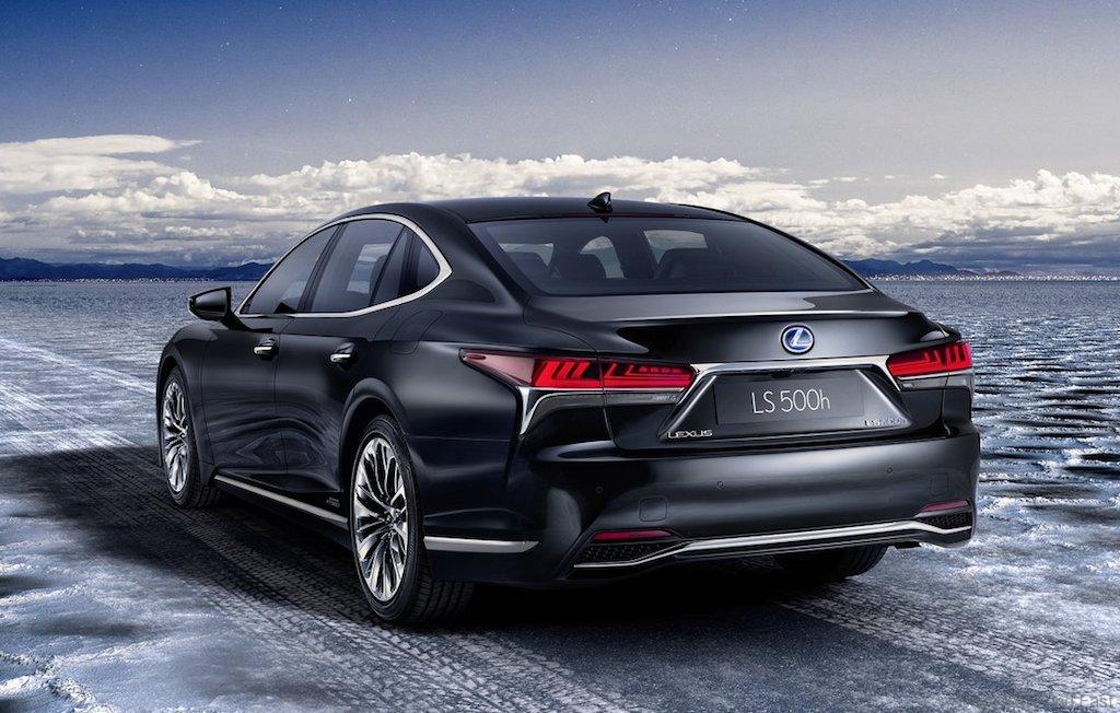 Lexus LS500h: Multi Stage Hybrid on a Premium Japanese Limousine ...