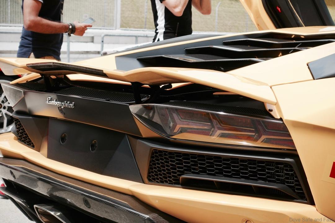 Driving The Aventador S and Huracan on the Track – Drive Safe and Fast