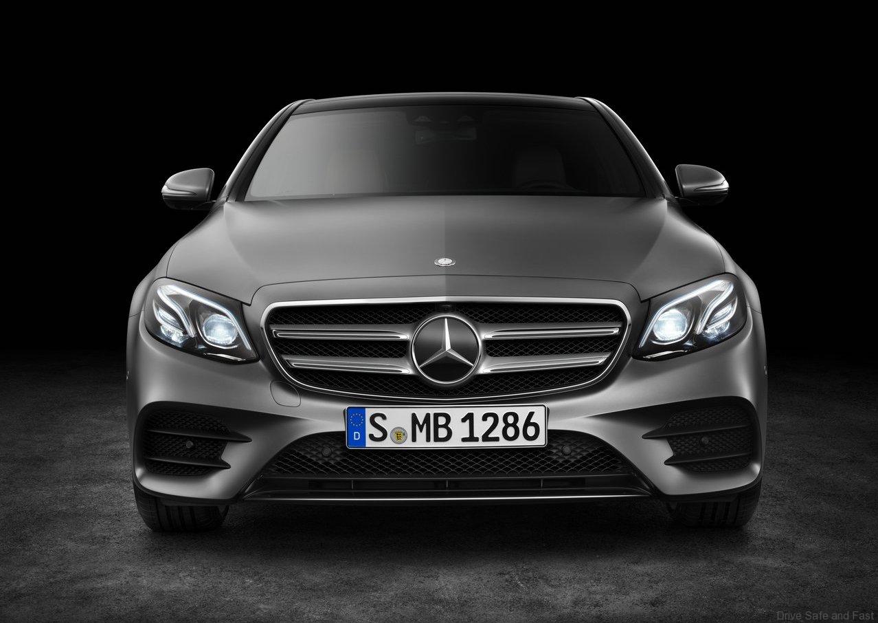 Why Do Mercedes-Benz Sedans Look the Same? – Drive Safe and Fast