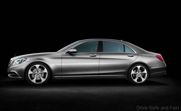 How to Tell the C-, E- and S-Class Apart From All Angles