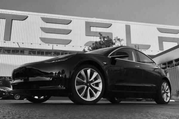 Tesla's 1st Singapore Service Centre To Open In Toa Payoh