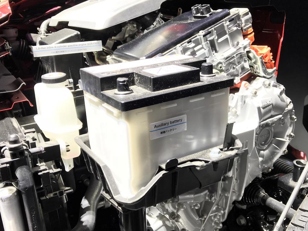 This Cutaway Prius Shows All Its the Juicy Powertrain Components