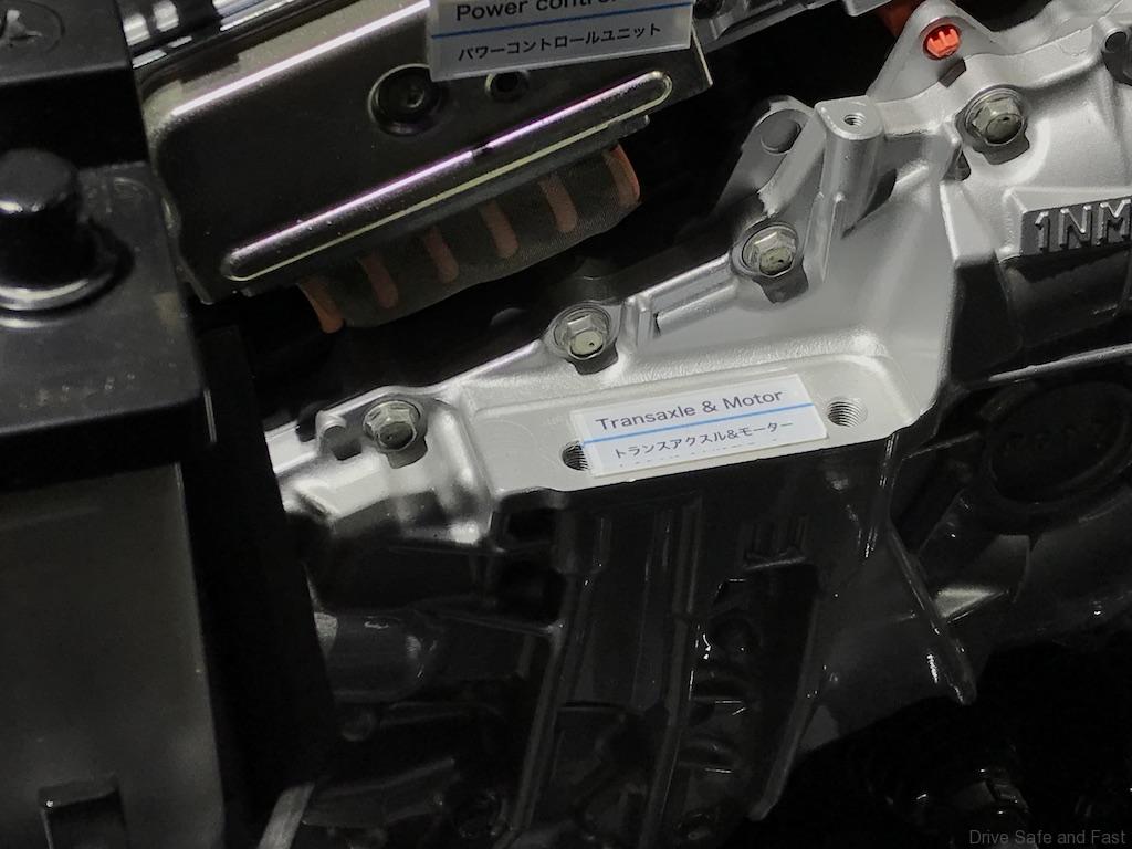 This Cutaway Prius Shows All Its the Juicy Powertrain Components