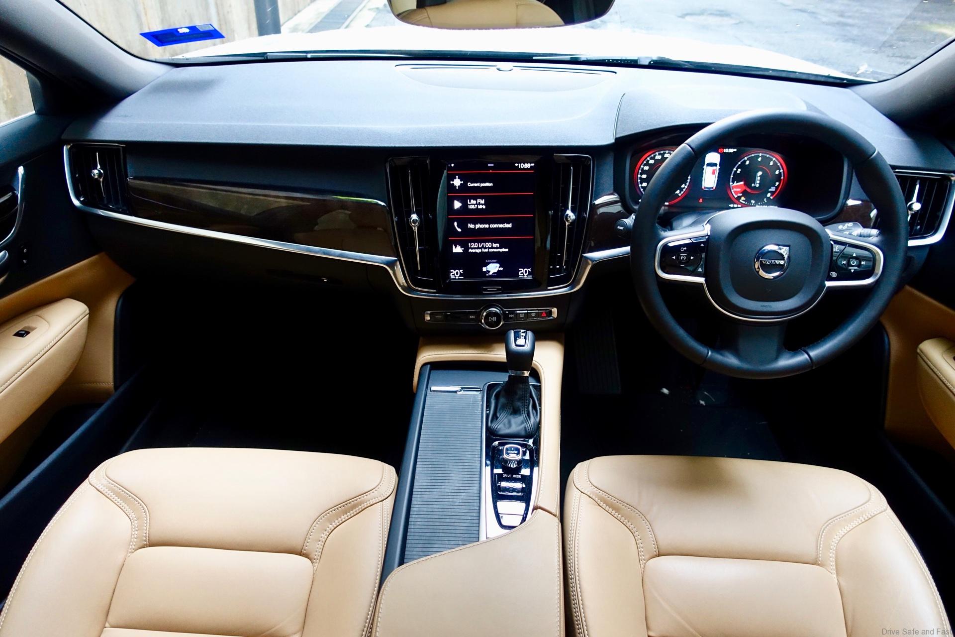 Volvo V90 T5 Review: The Perfect Car Doesn’t Exist?