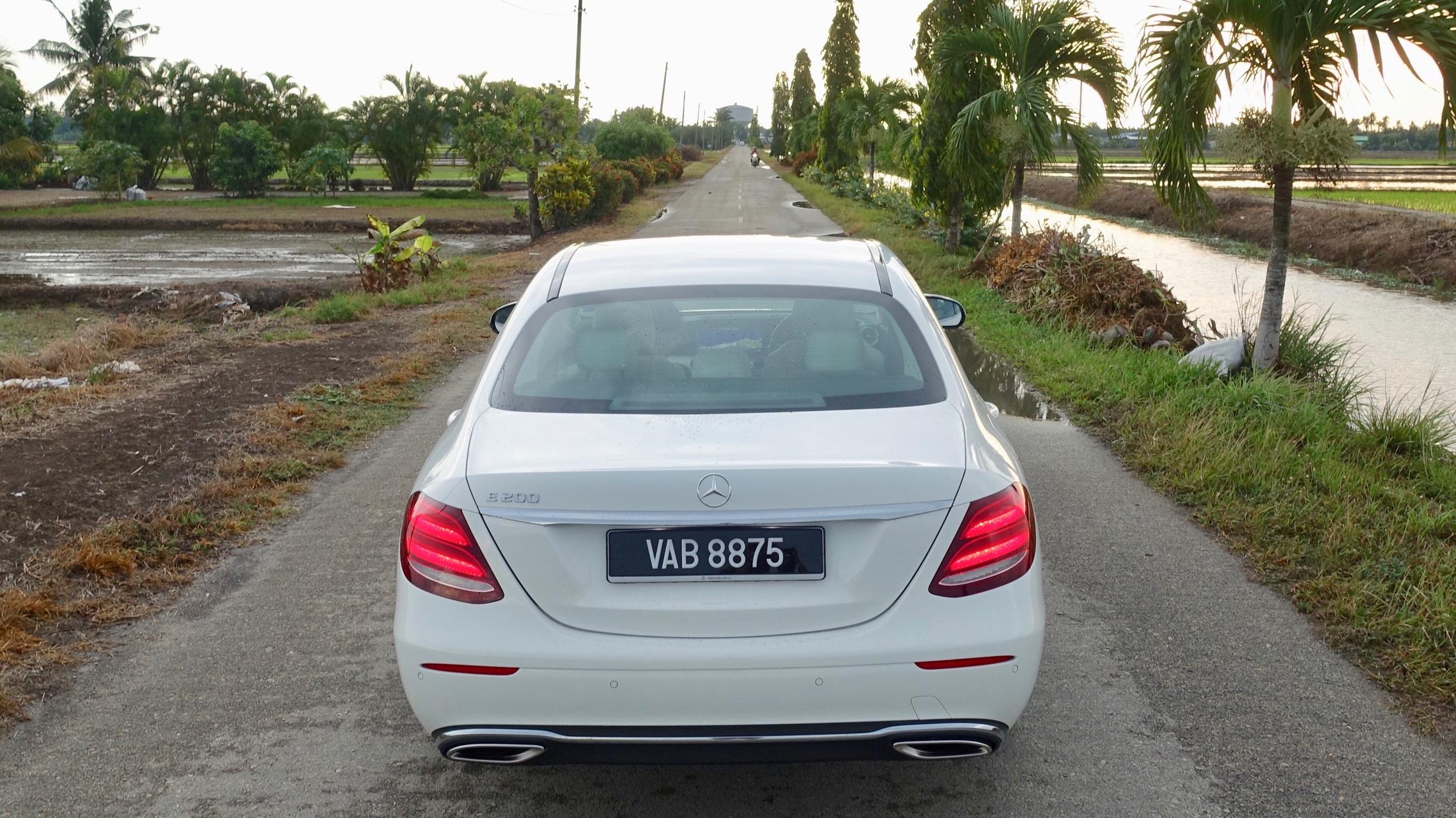 E200 Avantgarde vs E250 Exclusive: Which is the Better Benz Buy ...