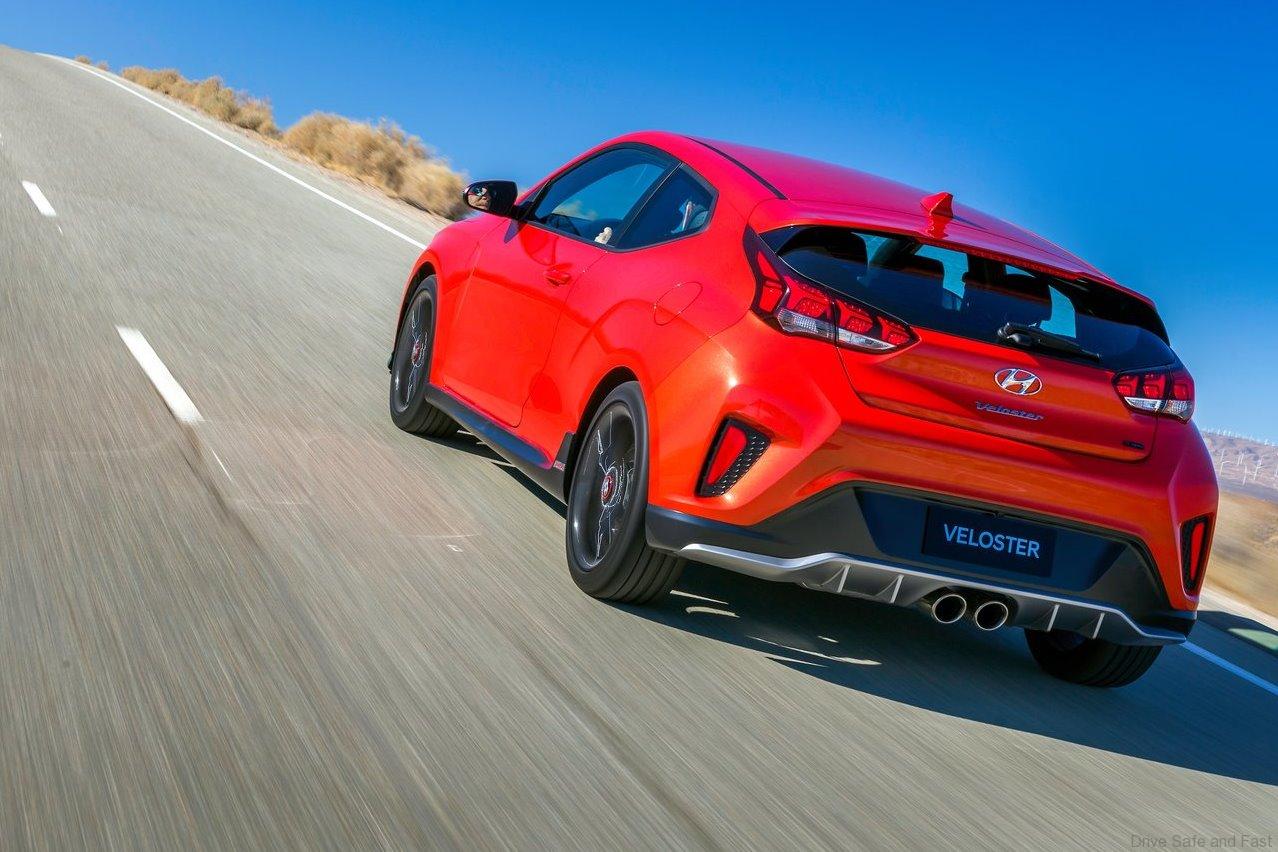 Hyundai Shows Their All-New Veloster