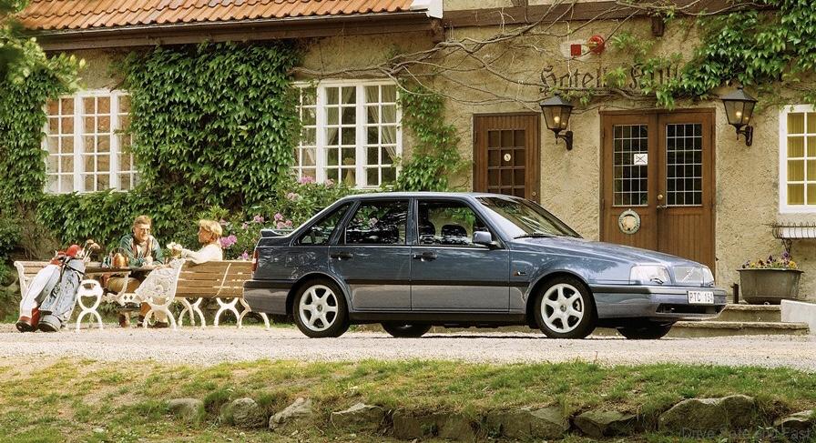 Volvo 440 – a Forward-Looking Volvo Celebrates its 30th Anniversary ...