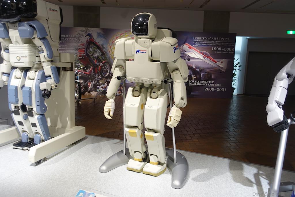 Honda Cancels ASIMO. We Celebrate Its Development History