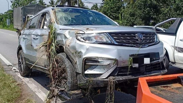 First Proton X70 accident…..and passengers are safe