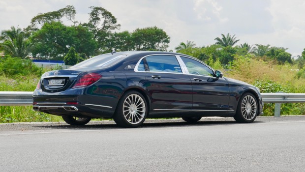 Mercedes-Maybach S560 Review: Business Class on Wheels