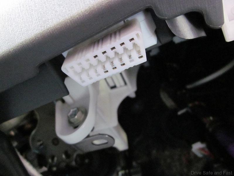 How to Use an OBD2 Bluetooth Scanner to Diagnose Car Problem