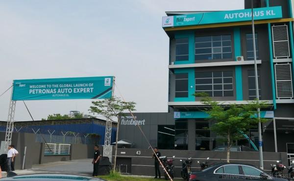 PETRONAS Launches First AutoExpert Centre to Service ALL Car Models