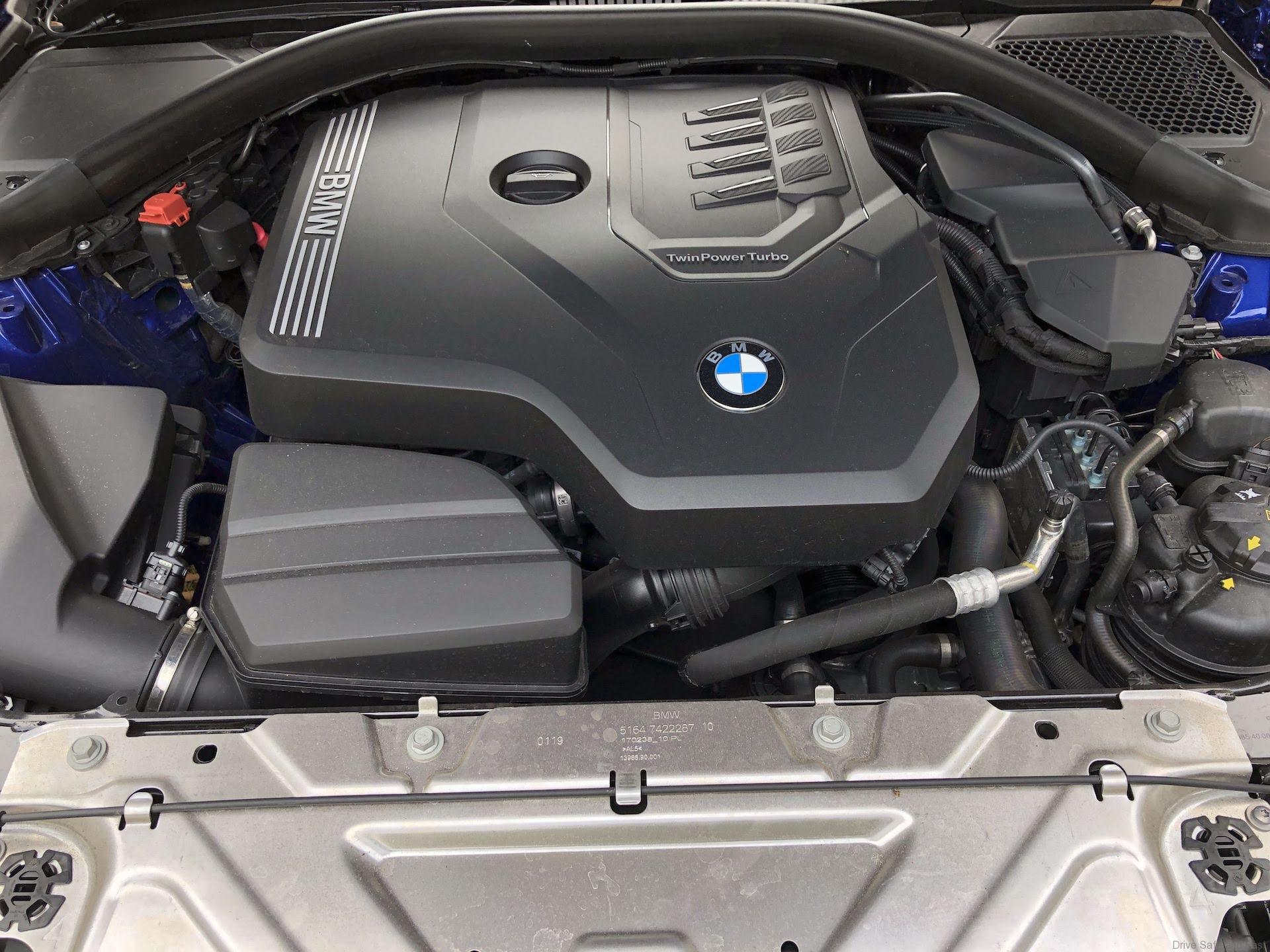 BMW 330i engine explained in detail﻿