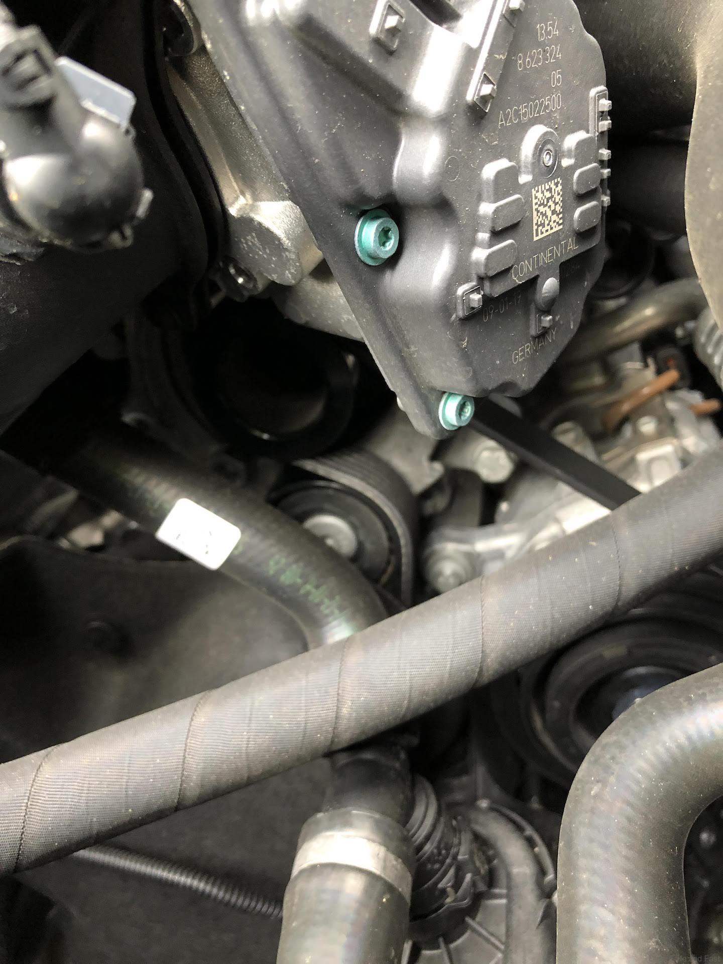 BMW 330i engine explained in detail﻿