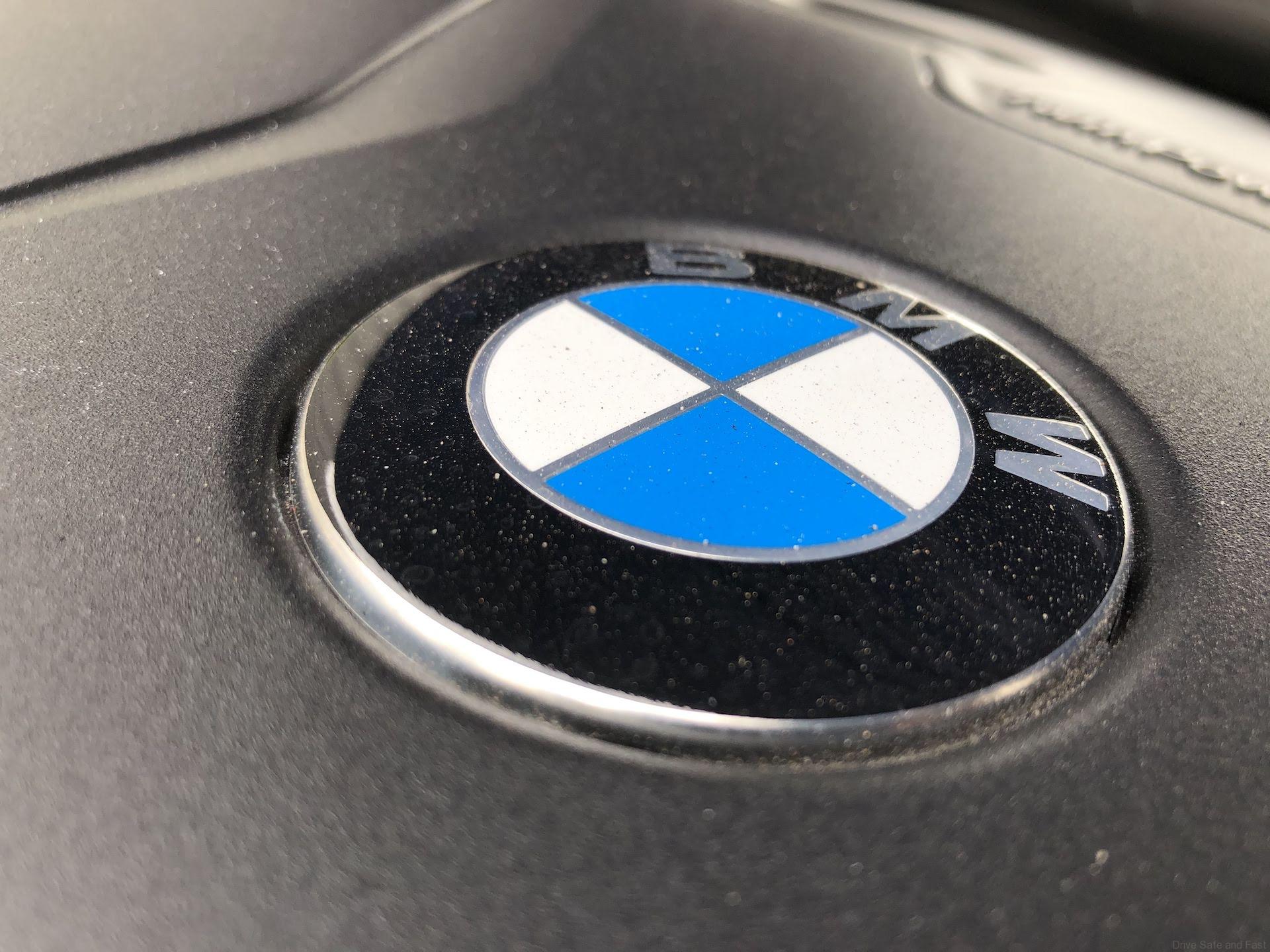 BMW 330i engine explained in detail﻿