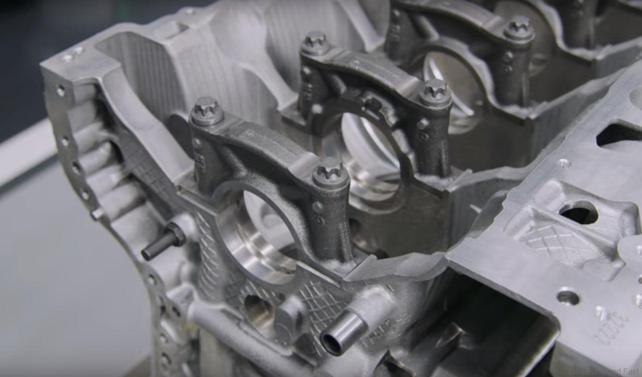 Inside the New Mercedes-AMG M139 Engine