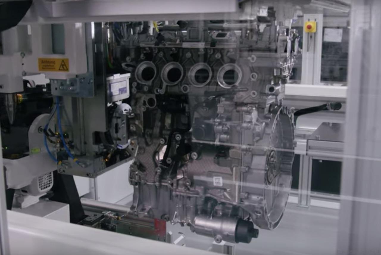 Inside the New Mercedes-AMG M139 Engine