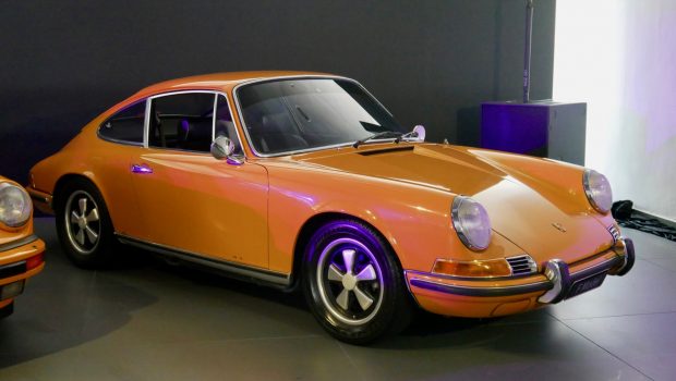 Take a Look at this Perfect 911 1st Gen (F-Model)