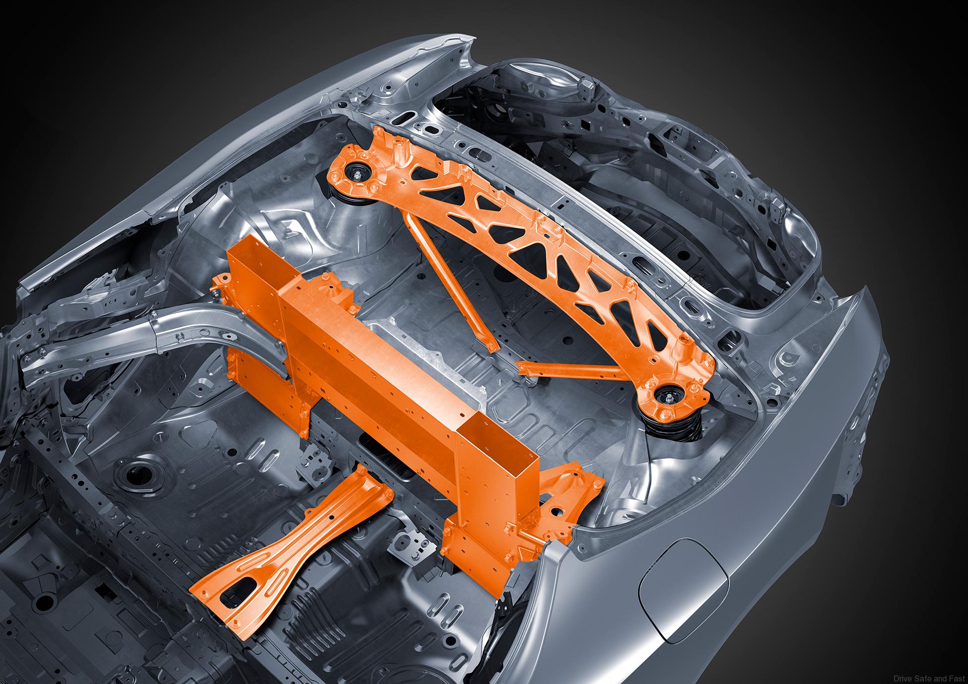 Lexus LC 500 Convertible Debuts in the USA