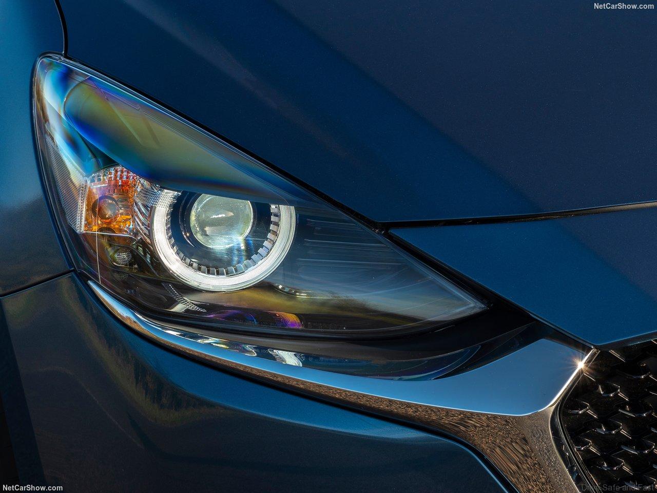 Here's How the Facelift Mazda 2 Compares to the Original