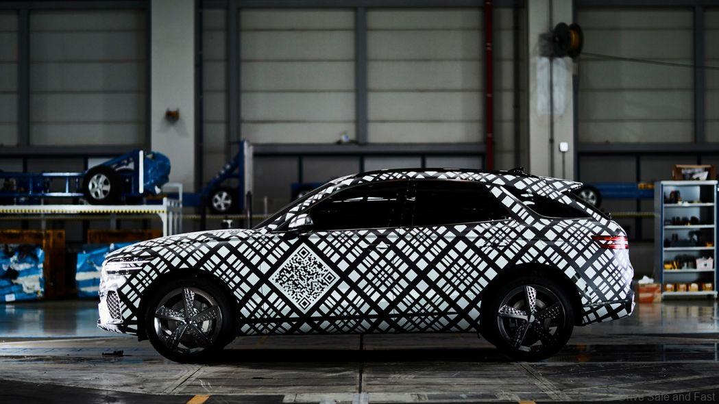 Genesis’ 2nd SUV, the GV70 Shown with Camouflage