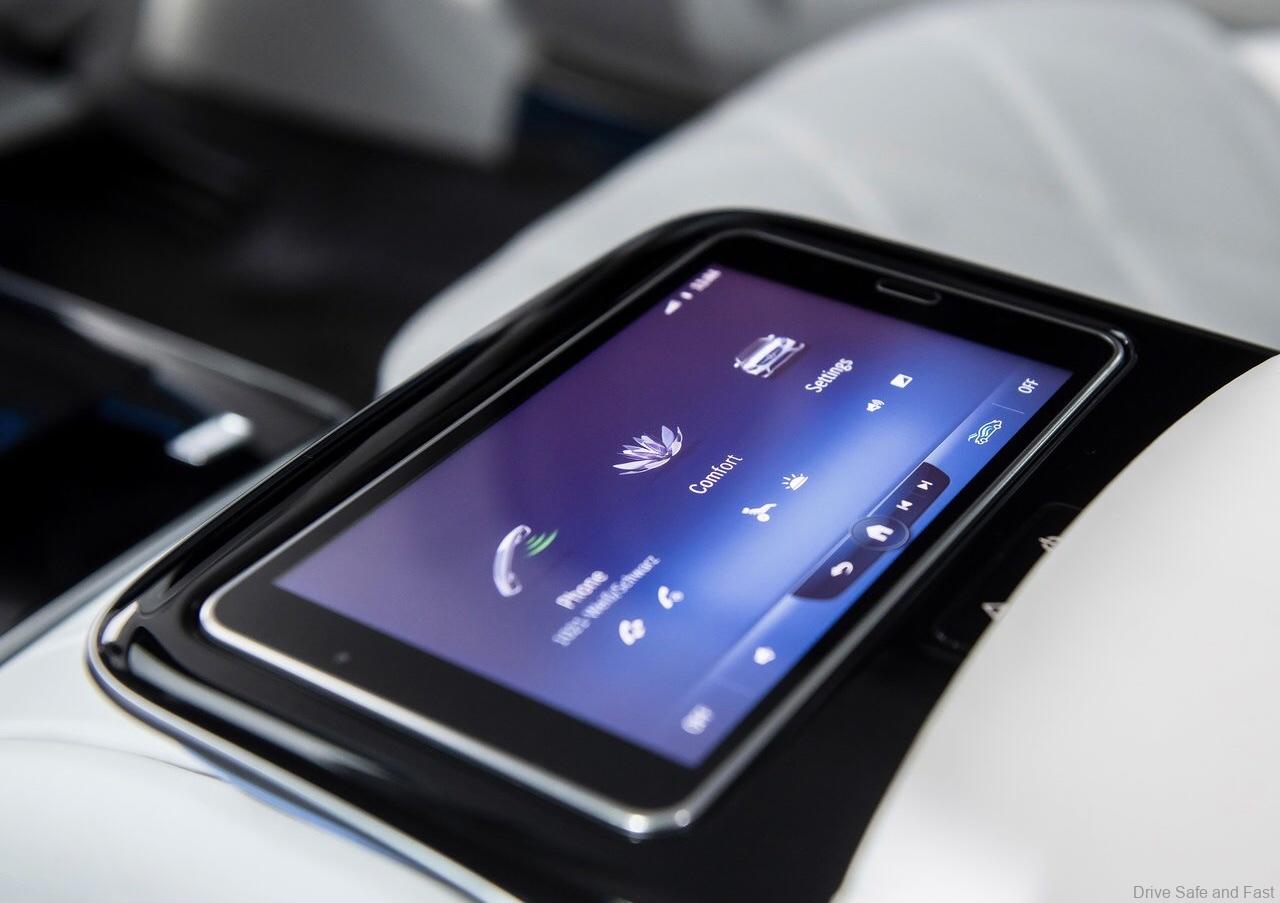 New Mercedes-Maybach S-Class Premiers, Here are Highlights