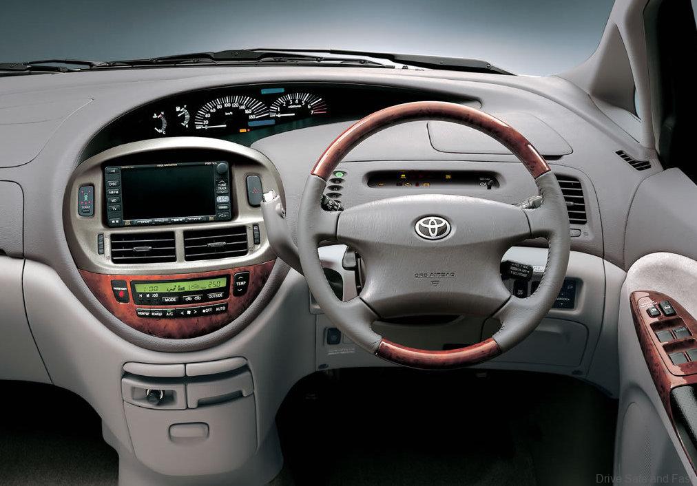 Toyota Estima 2.4 VVTi Used Family MPV Buyers Guide