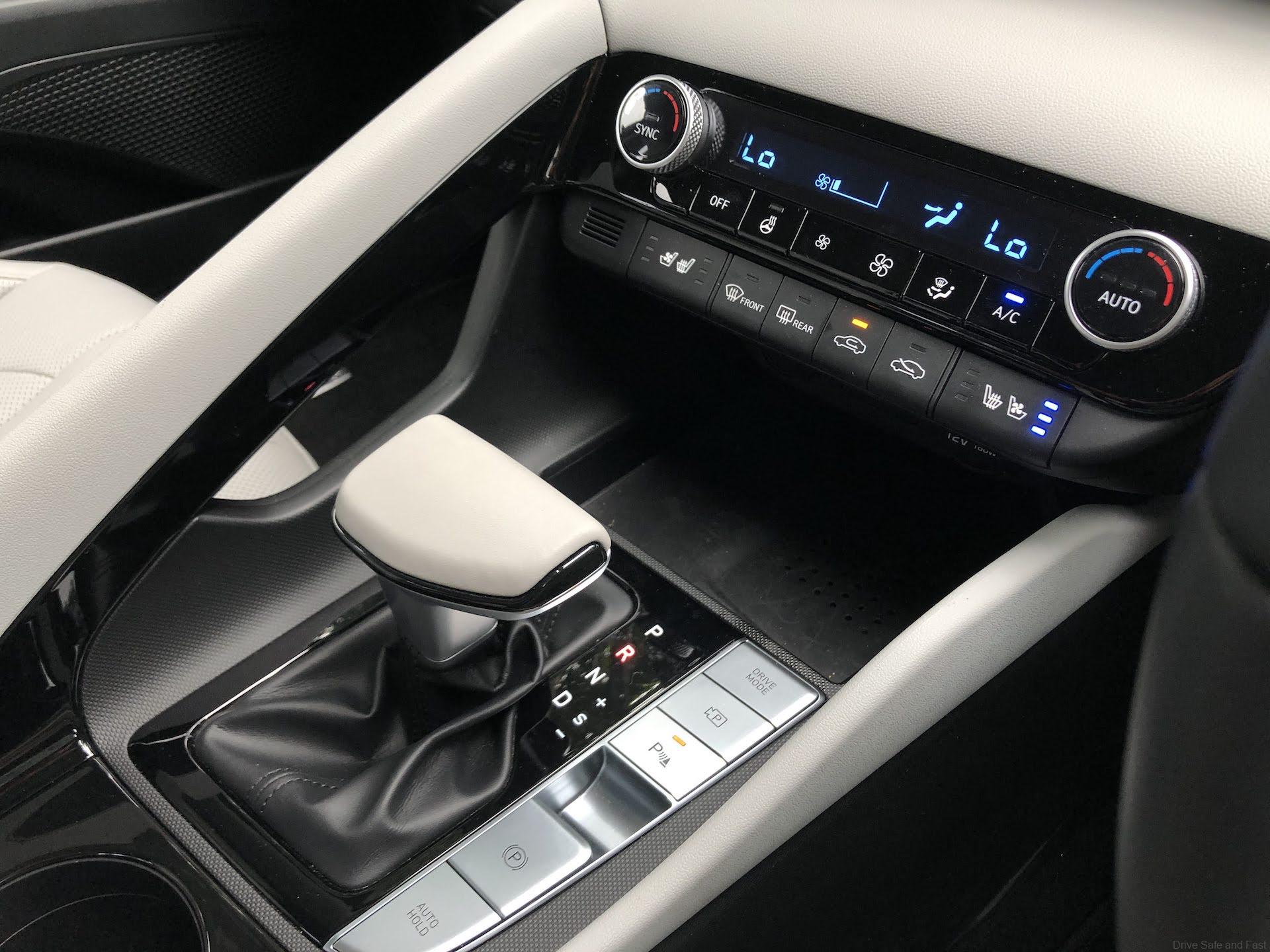 Hyundai Elantra Smartstream Test Drive Review