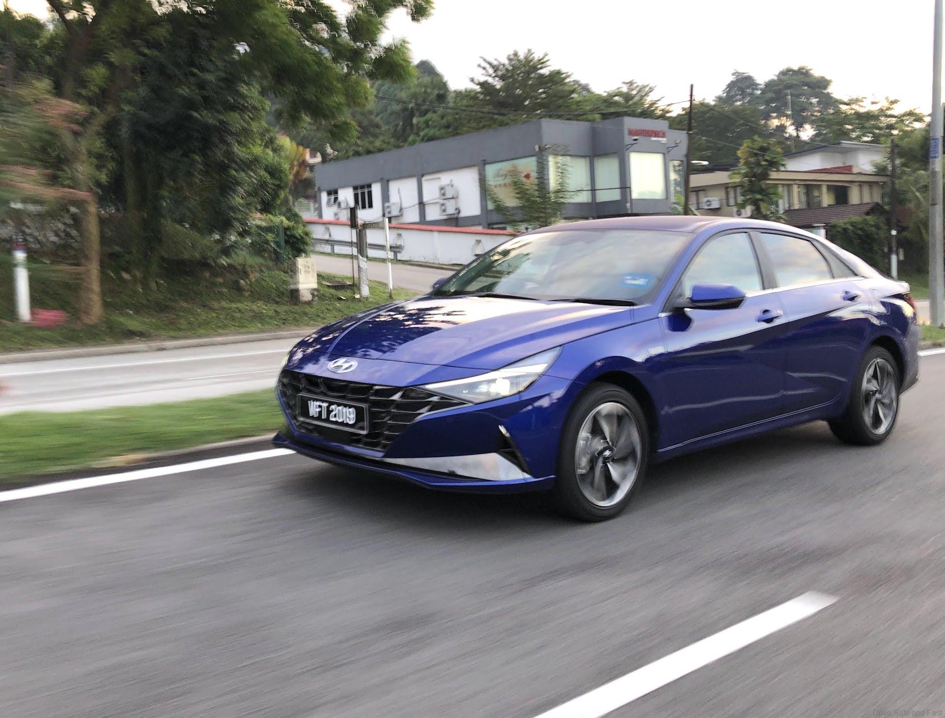 Hyundai Elantra Smartstream Test Drive Review