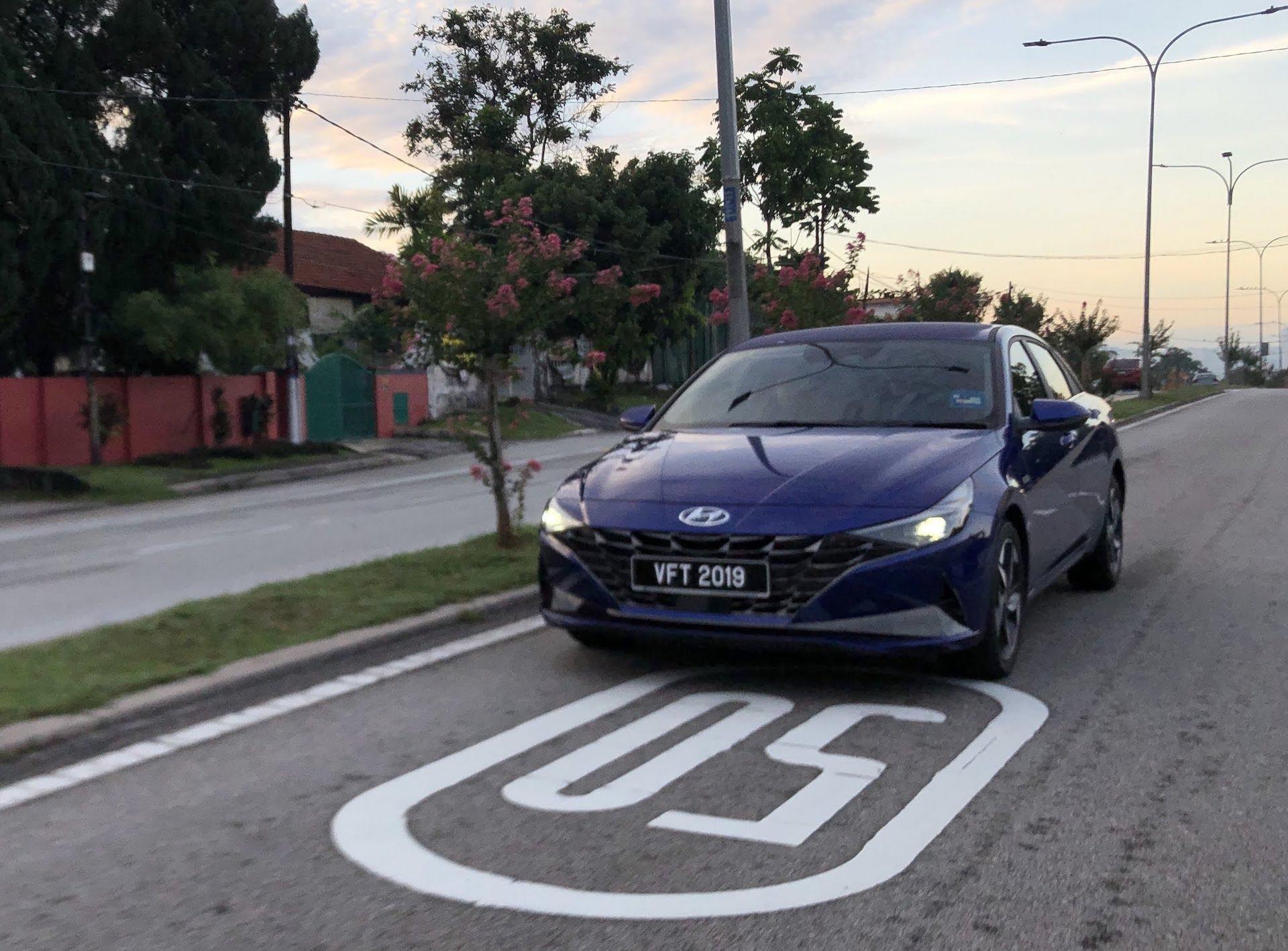 Hyundai Elantra Smartstream Test Drive Review