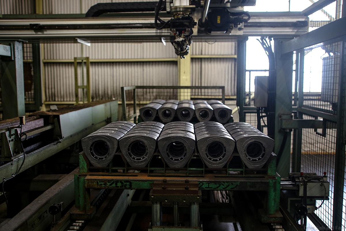 How Mazda Still Produces The 13B Rotary Engine To This Day