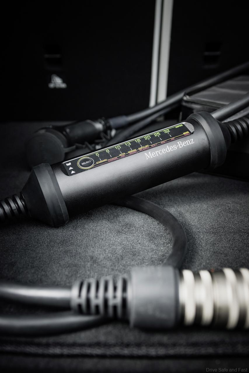 Flexible Charging System By Mercedes-Benz For PHEVs And EVs
