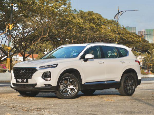 2021 Hyundai Santa Fe Diesel Review: Cross Country King