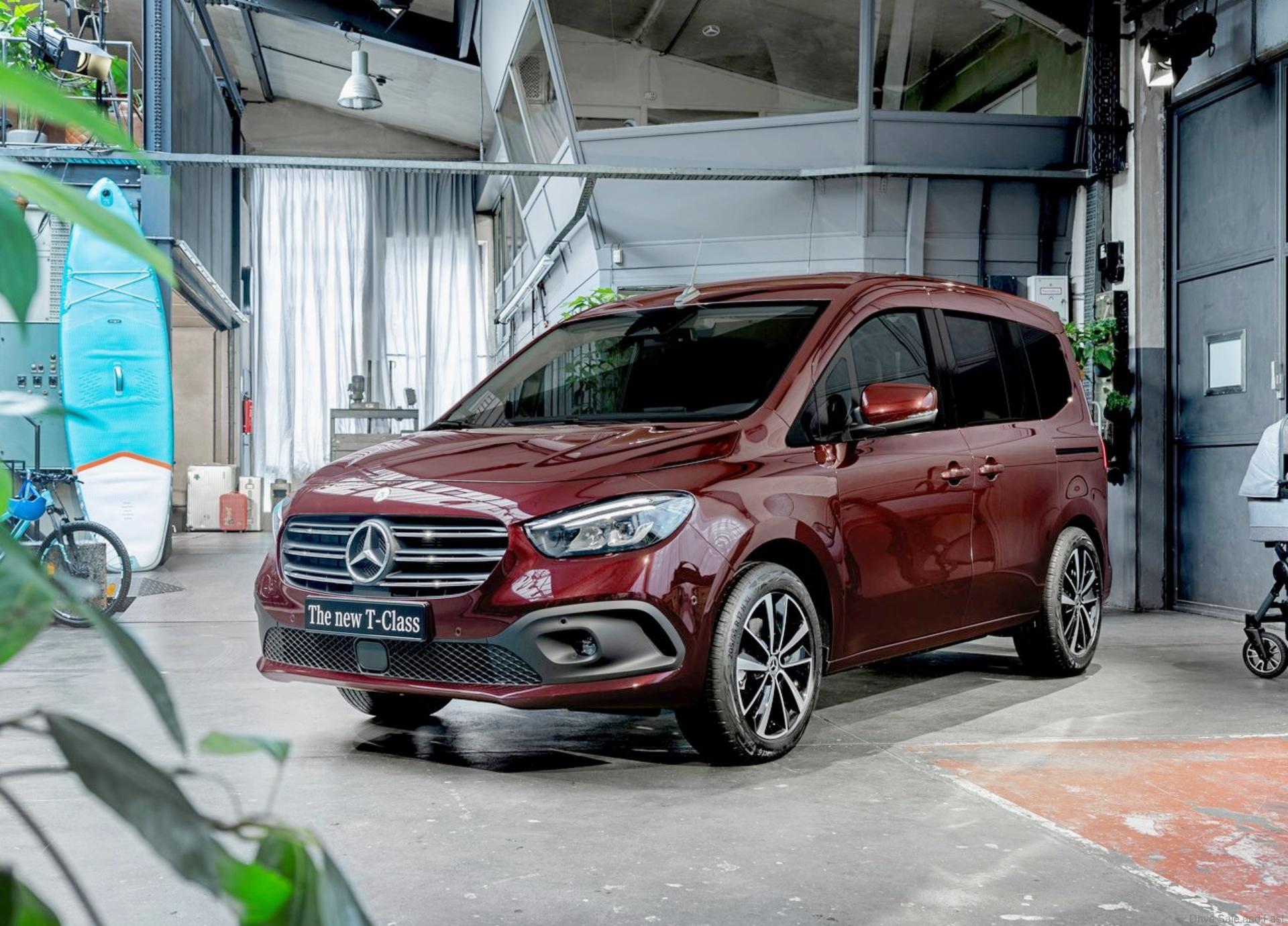 Mercedes-Benz T-Class Debuts As Upmarket Renault Kangoo