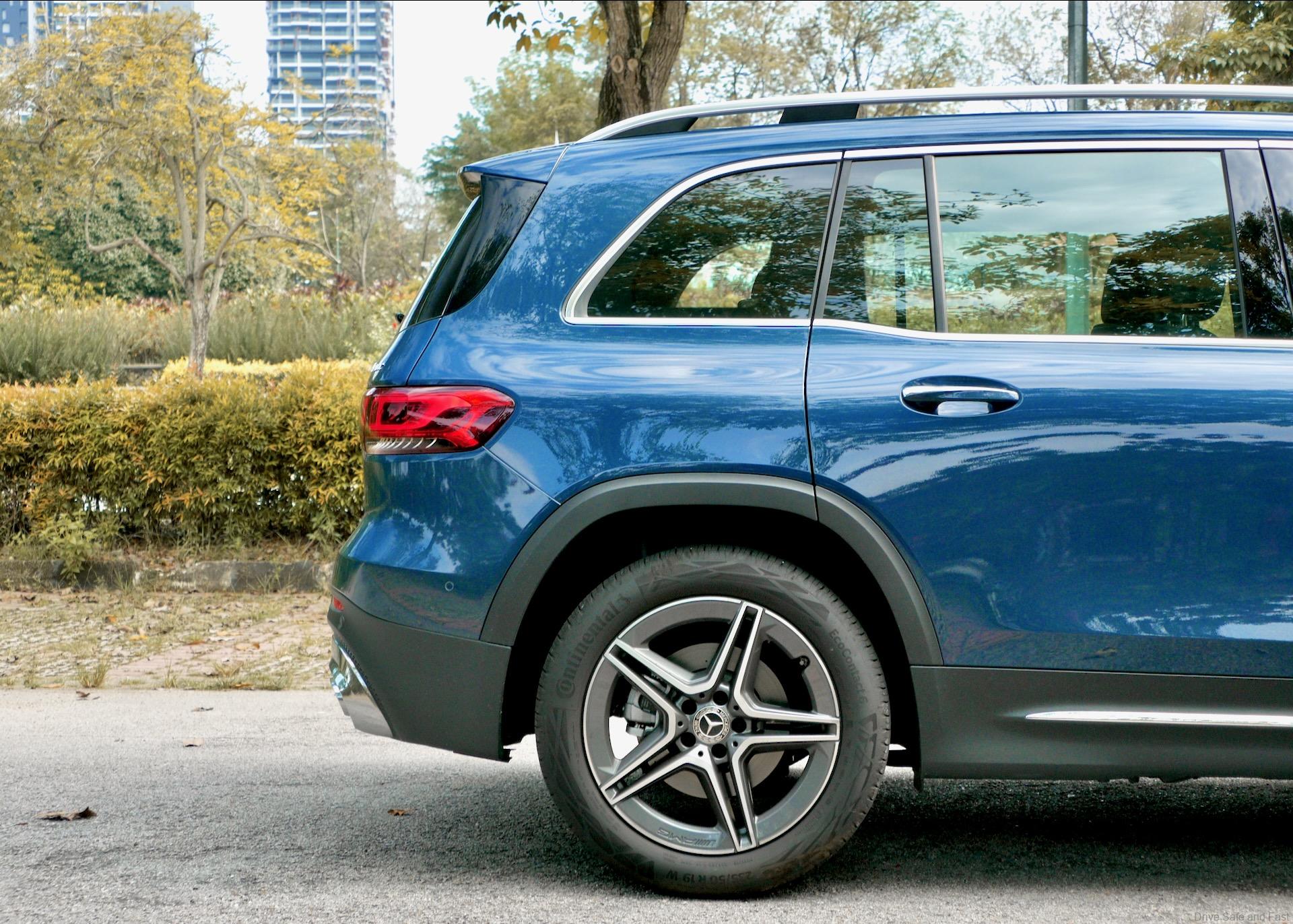 Mercedes-Benz GLB 250 4MATIC AMG Line Review: Easy To Like