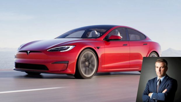 Tesla S'pore Country Manager Laid Off, Unlikely To Open Here