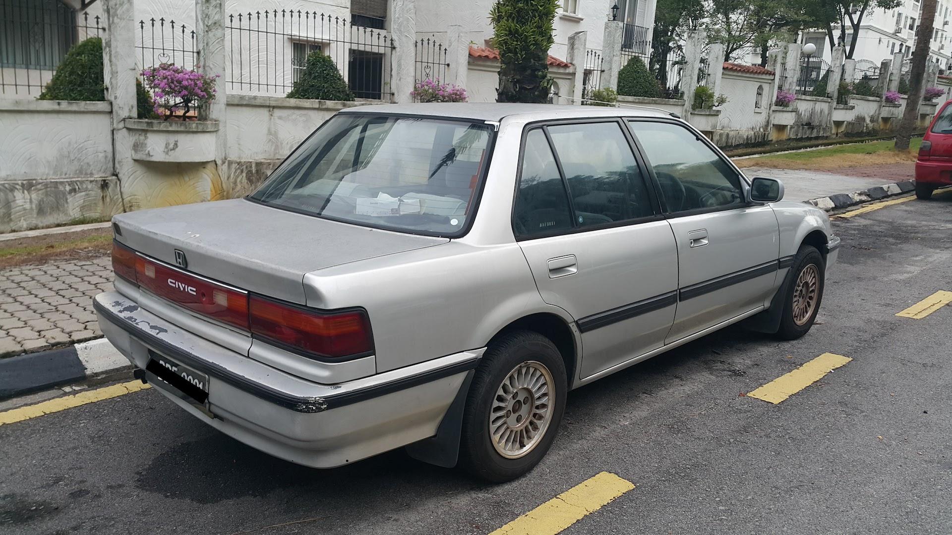 Honda Civic EF Sedan: The Last Dirt Cheap Fun Used Car?