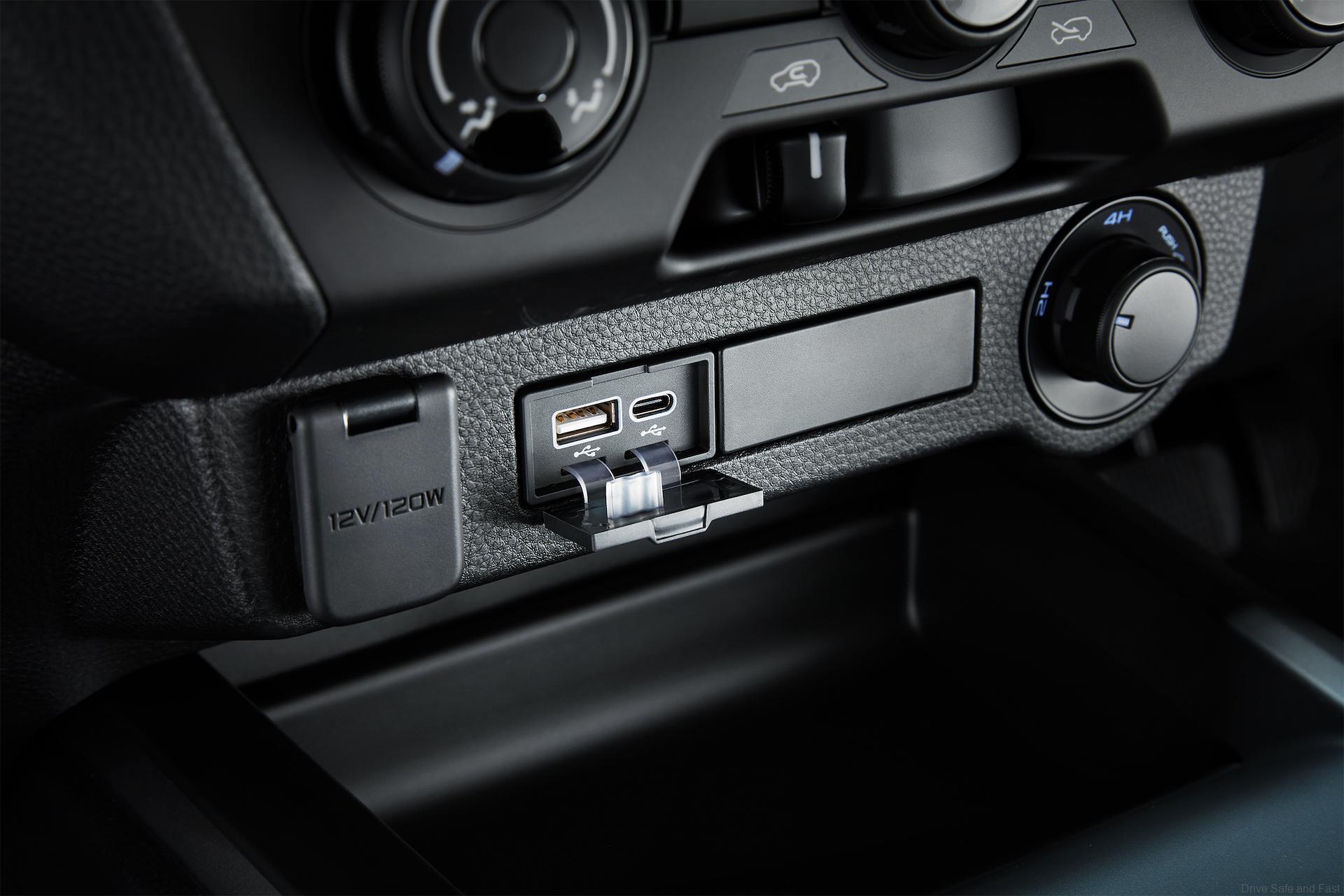 Isuzu D-Max Base Model Gets Updated With More Equipment