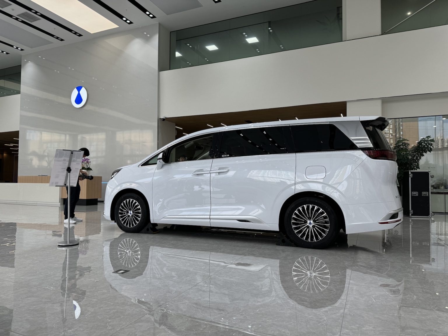 Denza D9 Luxury EV MPV Is Coming To Malaysia And We Drive It